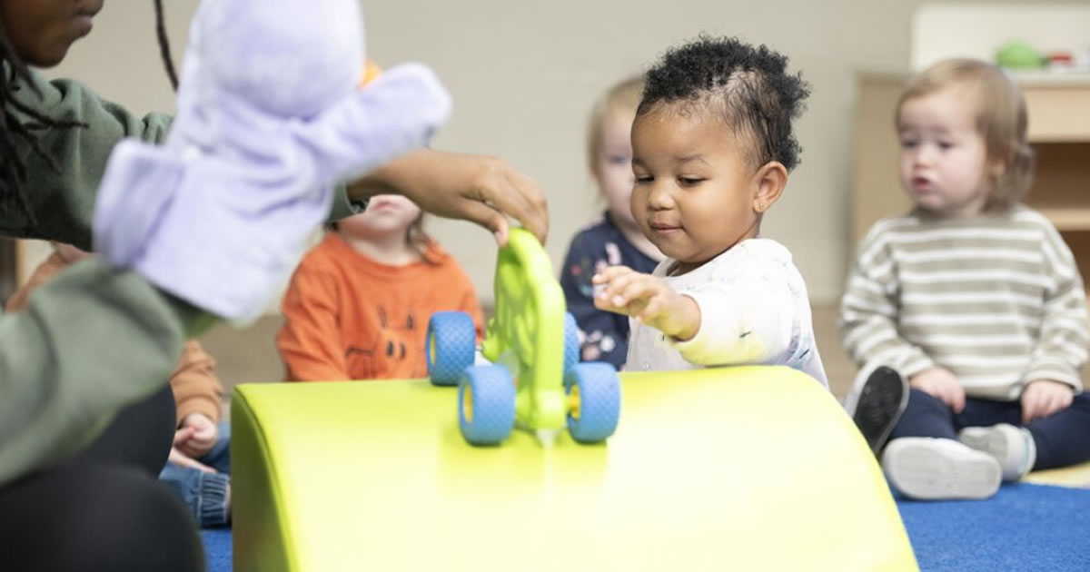 Top 10 tips for teaching English to toddlers | ESL KidStuff